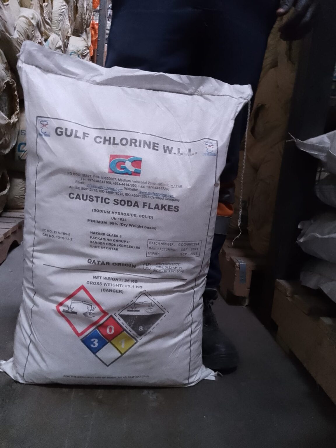 Industrial Grade Caustic Soda – 99.99% Flakes | 25Kg | For Cleaning ...